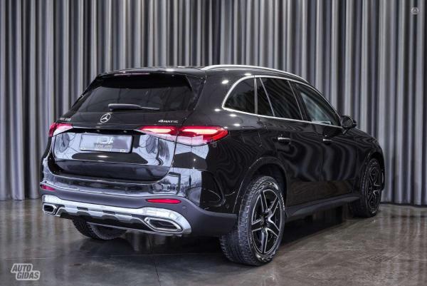 Melns Mercedes-Benz GLC 300 2024 Marijampole, ar dzinēja tilpumu 2.00 L un nobraukumu 7 tūkst. km par 49950 €, foto 8 vietnē AUTOMOTO.COM.LV