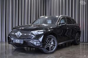 Melns Mercedes-Benz GLC 300 2024 Marijampole, ar dzinēja tilpumu 2.00 L un nobraukumu 7 tūkst. km par 47950 €, foto 2 vietnē AUTOMOTO.COM.LV