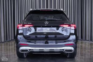 Melns Mercedes-Benz GLC 300 2024 Marijampole, ar dzinēja tilpumu 2.00 L un nobraukumu 7 tūkst. km par 47950 €, foto 10 vietnē AUTOMOTO.COM.LV