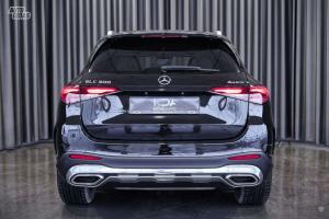 Melns Mercedes-Benz GLC 300 2024 Marijampole, ar dzinēja tilpumu 2.00 L un nobraukumu 7 tūkst. km par 47750 €, foto 13 vietnē AUTOMOTO.COM.LV