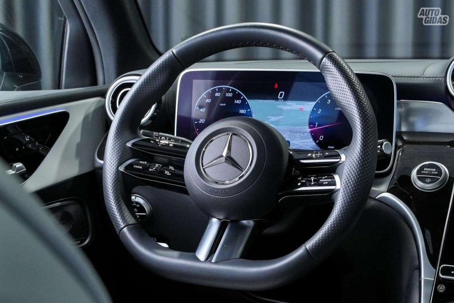 Melns Mercedes-Benz GLC 300 2024 Marijampole, ar dzinēja tilpumu 2.00 L un nobraukumu 7 tūkst. km par 47750 €, foto 19 vietnē AUTOMOTO.COM.LV