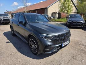 Black Mercedes-Benz GLC 300 2024 in Telschi, with an engine capacity of 2.00 L and mileage of 26 thousand km for 49500 €, photo 3 on AUTOMOTO.COM.LV