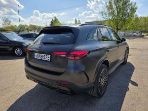 Black Mercedes-Benz GLC 300 2024 in Telschi, with an engine capacity of 2.00 L and mileage of 26 thousand km for 49500 €, photo 4 on AUTOMOTO.COM.LV
