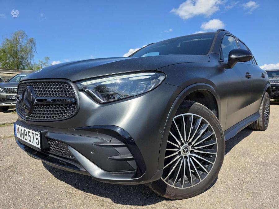 Black Mercedes-Benz GLC 300 2024 in Telschi, with an engine capacity of 2.00 L and mileage of 26 thousand km for 49500 €, photo 15 on AUTOMOTO.COM.LV