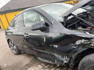 Black Mercedes-Benz GLC 300 2024 in Siauliai, with an engine capacity of 1.93 L and mileage of 29 thousand km for 36900 €, photo 14 on AUTOMOTO.COM.LV