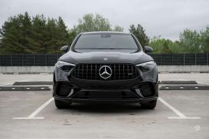 Melns Mercedes-Benz GLC 300 2024 Viļņa, ar dzinēja tilpumu 2.00 L un nobraukumu 20 tūkst. km par 51990 €, foto 3 vietnē AUTOMOTO.COM.LV