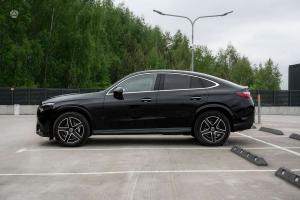 Melns Mercedes-Benz GLC 300 2024 Viļņa, ar dzinēja tilpumu 2.00 L un nobraukumu 20 tūkst. km par 51990 €, foto 4 vietnē AUTOMOTO.COM.LV