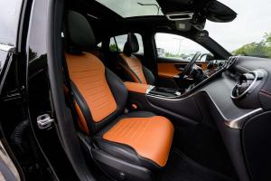 Melns Mercedes-Benz GLC 300 2024 Viļņa, ar dzinēja tilpumu 2.00 L un nobraukumu 20 tūkst. km par 51990 €, foto 22 vietnē AUTOMOTO.COM.LV