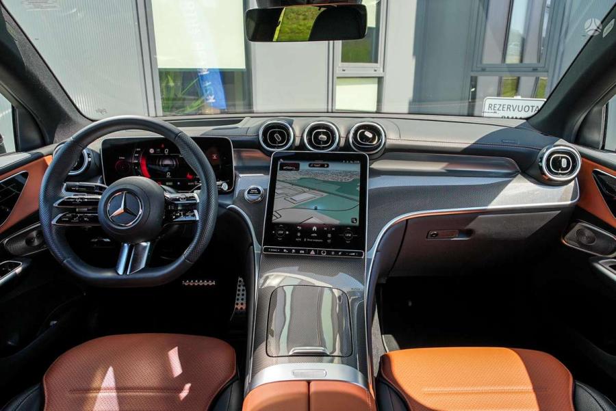 Black Mercedes-Benz GLC 300 2025 in Kaunas, with an engine capacity of 2.00 L and mileage of 7 thousand km for 71950 €, photo 18 on AUTOMOTO.COM.LV