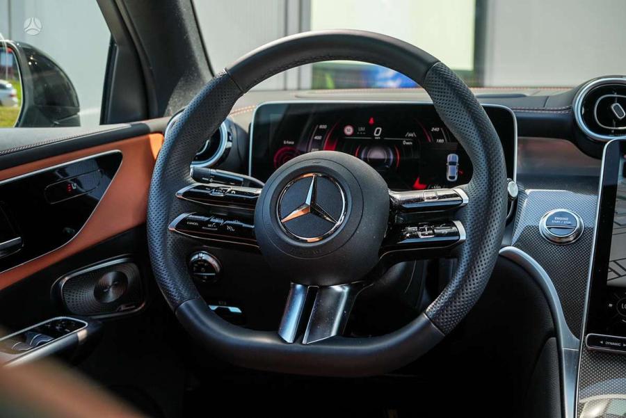Black Mercedes-Benz GLC 300 2025 in Kaunas, with an engine capacity of 2.00 L and mileage of 7 thousand km for 71950 €, photo 20 on AUTOMOTO.COM.LV
