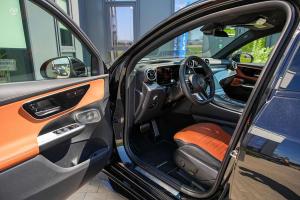 Black Mercedes-Benz GLC 300 2025 in Kaunas, with an engine capacity of 2.00 L and mileage of 7 thousand km for 71950 €, photo 25 on AUTOMOTO.COM.LV