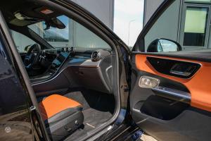 Black Mercedes-Benz GLC 300 2025 in Kaunas, with an engine capacity of 2.00 L and mileage of 7 thousand km for 71950 €, photo 43 on AUTOMOTO.COM.LV