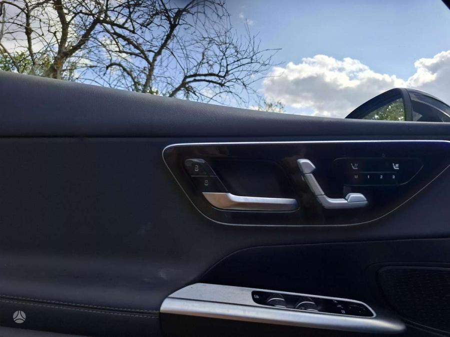 Melns Mercedes-Benz GLC 300 2026 Šauļi, ar dzinēja tilpumu 2.00 L un nobraukumu 5 tūkst. km par 24500 €, foto 14 vietnē AUTOMOTO.COM.LV