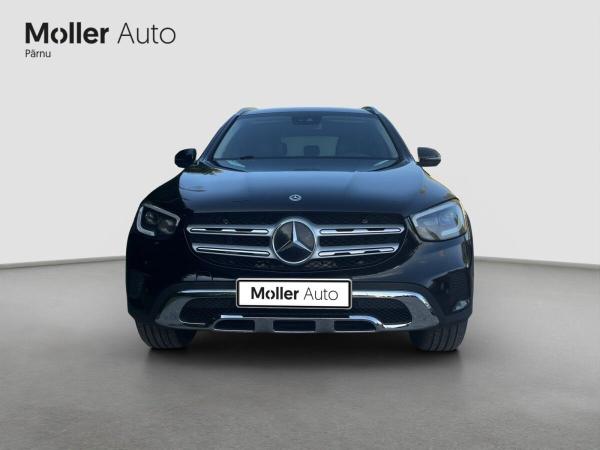 Мерседес GLC 300 2022 в Пярну на AUTOMOTO.COM.LV Черный Мерседес GLC 300 2022 в Пярну, объемом двигателя 2.00 л и пробегом 207 тыс. км за 25900 €, фото 4 на AUTOMOTO.COM.LV