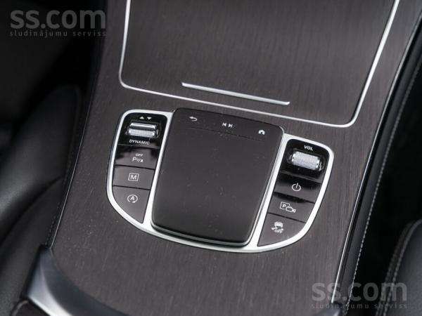Синий Мерседес GLC 300 2019 в Рига, объемом двигателя 2.00 л и пробегом 160 тыс. км за 35990 €, фото 9 на AUTOMOTO.COM.LV