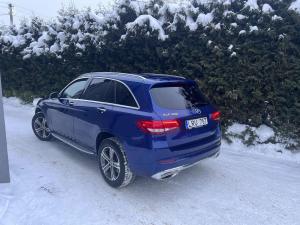 Blue Mercedes-Benz GLC 300 2018 in Kaunas, with an engine capacity of 1.99 L and mileage of 124 thousand km for 19300 €, photo 3 on AUTOMOTO.COM.LV