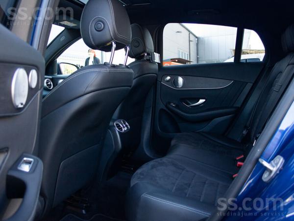 Blue Mercedes-Benz GLC 300 2019 in Riga, with an engine capacity of 3.00 L and mileage of 163 thousand km for 35990 €, photo 8 on AUTOMOTO.COM.LV