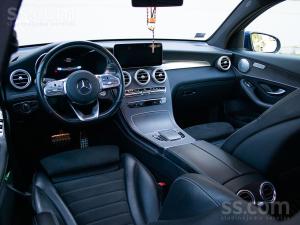 Blue Mercedes-Benz GLC 300 2019 in Riga, with an engine capacity of 3.00 L and mileage of 163 thousand km for 35990 €, photo 13 on AUTOMOTO.COM.LV