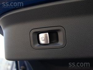 Blue Mercedes-Benz GLC 300 2019 in Riga, with an engine capacity of 3.00 L and mileage of 163 thousand km for 35990 €, photo 16 on AUTOMOTO.COM.LV