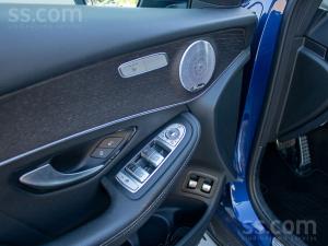 Blue Mercedes-Benz GLC 300 2019 in Riga, with an engine capacity of 3.00 L and mileage of 163 thousand km for 35990 €, photo 17 on AUTOMOTO.COM.LV