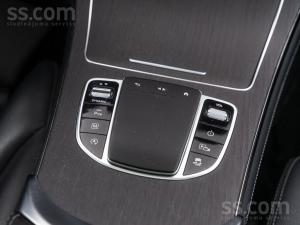 Blue Mercedes-Benz GLC 300 2019 in Riga, with an engine capacity of 3.00 L and mileage of 163 thousand km for 35990 €, photo 28 on AUTOMOTO.COM.LV