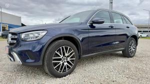 Zils Mercedes-Benz GLC 300 2020 Šauļi, ar dzinēja tilpumu 1.99 L un nobraukumu 95 tūkst. km par 27350 €, foto  vietnē AUTOMOTO.COM.LV