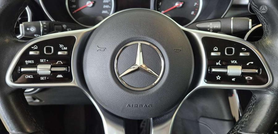 Zils Mercedes-Benz GLC 300 2020 Šauļi, ar dzinēja tilpumu 1.99 L un nobraukumu 96 tūkst. km par 29900 €, foto 18 vietnē AUTOMOTO.COM.LV