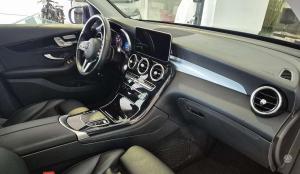 Zils Mercedes-Benz GLC 300 2020 Šauļi, ar dzinēja tilpumu 1.99 L un nobraukumu 96 tūkst. km par 29900 €, foto 25 vietnē AUTOMOTO.COM.LV