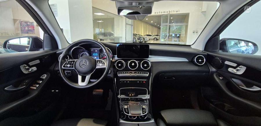 Zils Mercedes-Benz GLC 300 2020 Šauļi, ar dzinēja tilpumu 1.99 L un nobraukumu 96 tūkst. km par 29900 €, foto 26 vietnē AUTOMOTO.COM.LV