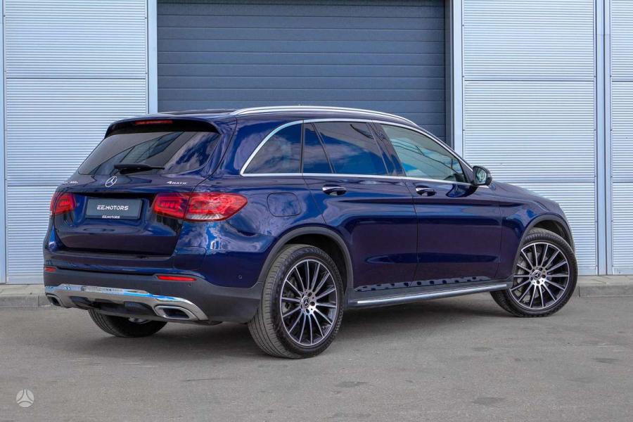 Zils Mercedes-Benz GLC 300 2020 Kauņa, ar dzinēja tilpumu 1.99 L un nobraukumu 166 tūkst. km par 31999 €, foto 3 vietnē AUTOMOTO.COM.LV