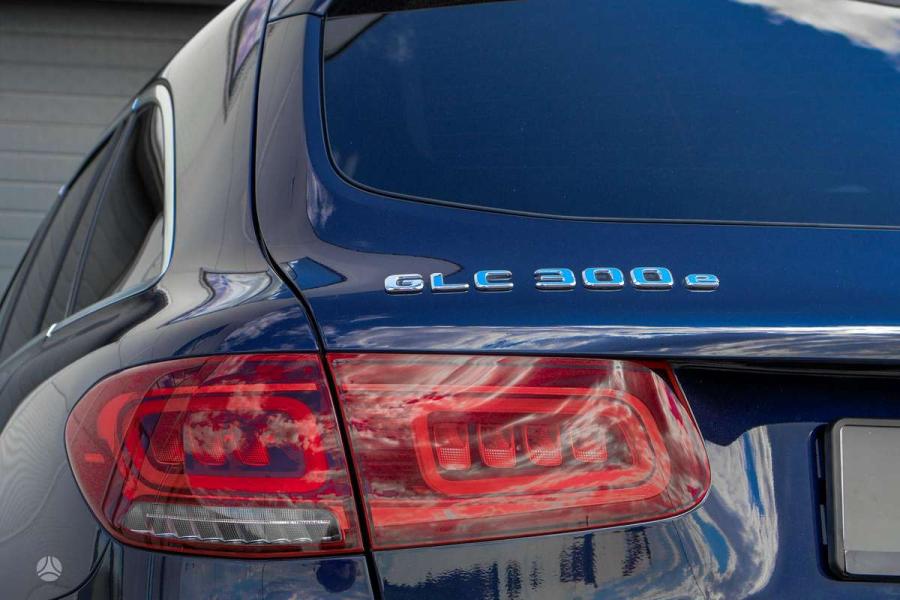 Zils Mercedes-Benz GLC 300 2020 Kauņa, ar dzinēja tilpumu 1.99 L un nobraukumu 166 tūkst. km par 31999 €, foto 15 vietnē AUTOMOTO.COM.LV