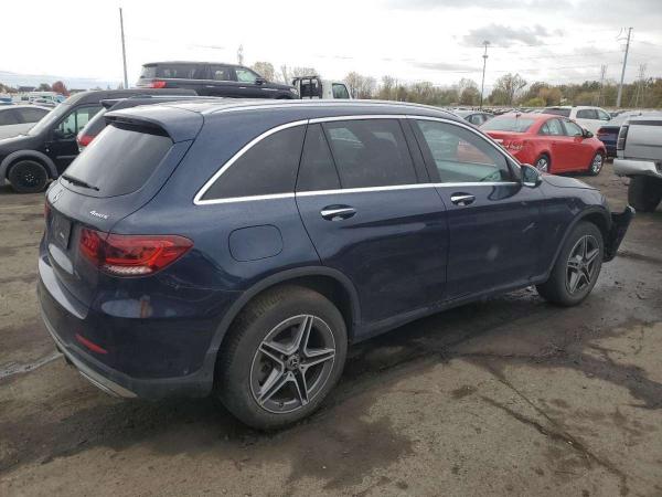 Blue Mercedes-Benz GLC 300 2021 in Vilnius, with an engine capacity of 1.99 L and mileage of 44 thousand km for 16200 €, photo 2 on AUTOMOTO.COM.LV