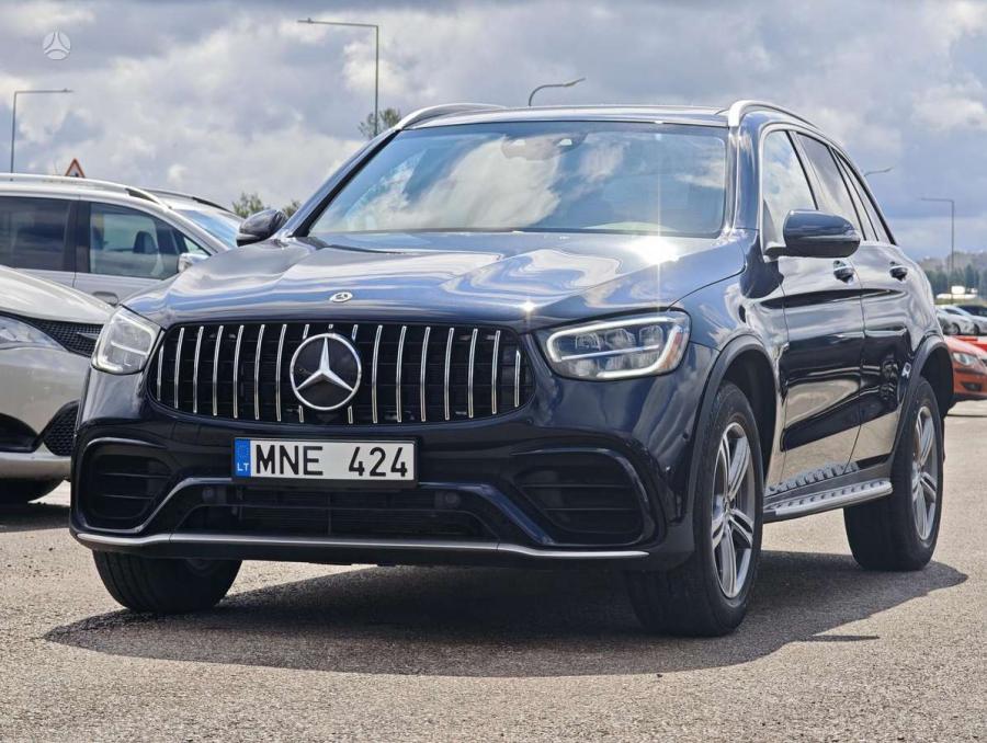 Blue Mercedes-Benz GLC 300 2021 in Vilnius, with an engine capacity of 1.99 L and mileage of 25 thousand km for 38900 €, photo 6 on AUTOMOTO.COM.LV