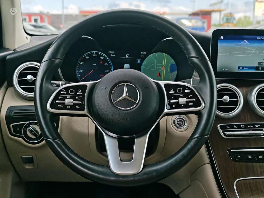 Blue Mercedes-Benz GLC 300 2021 in Vilnius, with an engine capacity of 1.99 L and mileage of 25 thousand km for 38900 €, photo 15 on AUTOMOTO.COM.LV