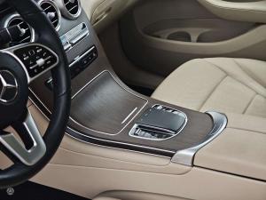 Blue Mercedes-Benz GLC 300 2021 in Vilnius, with an engine capacity of 1.99 L and mileage of 25 thousand km for 38900 €, photo 18 on AUTOMOTO.COM.LV