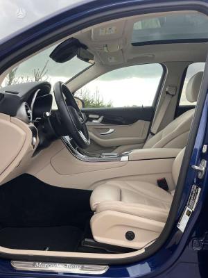 Zils Mercedes-Benz GLC 300 2021 Šilutė, ar dzinēja tilpumu 1.99 L un nobraukumu 92 tūkst. km par 28999 €, foto 10 vietnē AUTOMOTO.COM.LV