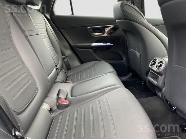 Zils Mercedes-Benz GLC 300 2025 Rīga, ar dzinēja tilpumu 2.00 L un nobraukumu 10 tūkst. km par 75900 €, foto 7 vietnē AUTOMOTO.COM.LV