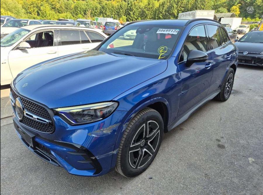 Zils Mercedes-Benz GLC 300 2025 Klaipėda, ar dzinēja tilpumu 1.99 L un nobraukumu 47 tūkst. km par 23100 €, foto 4 vietnē AUTOMOTO.COM.LV