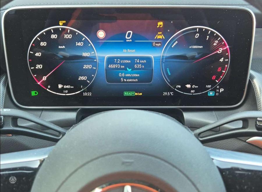 Zils Mercedes-Benz GLC 300 2025 Klaipėda, ar dzinēja tilpumu 1.99 L un nobraukumu 47 tūkst. km par 23100 €, foto 8 vietnē AUTOMOTO.COM.LV