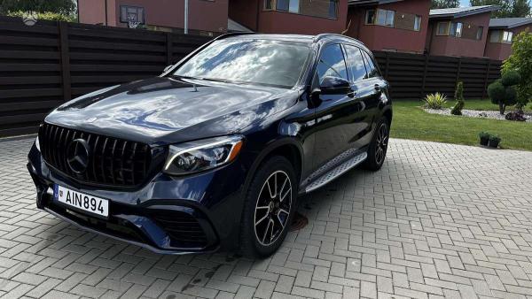 Blue Mercedes-Benz GLC 300 2016 in Kaunas, with an engine capacity of 1.99 L and mileage of 166 thousand km for 19400 €, photo 1 on AUTOMOTO.COM.LV