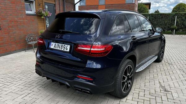 Blue Mercedes-Benz GLC 300 2016 in Kaunas, with an engine capacity of 1.99 L and mileage of 166 thousand km for 19400 €, photo 5 on AUTOMOTO.COM.LV