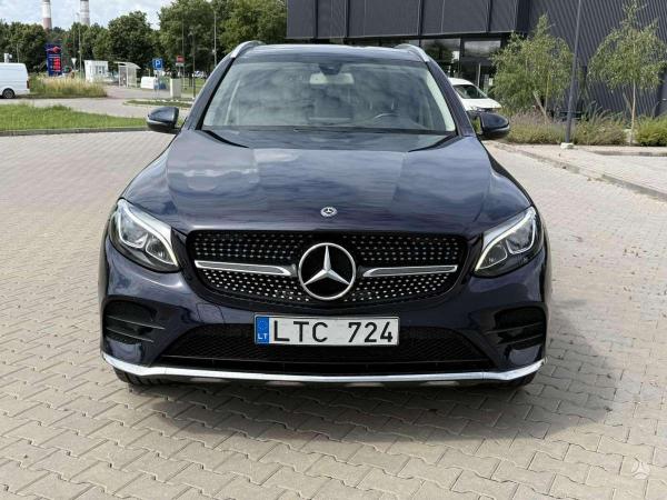 Mercedes-Benz GLC 300 2018 in Kaunas, with an engine capacity of 2.00 L and mileage of 161 thousand km for 17800 €, photo 4 on AUTOMOTO.COM.LV