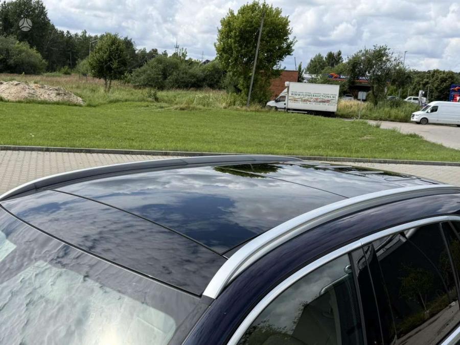 Mercedes-Benz GLC 300 2018 in Kaunas, with an engine capacity of 2.00 L and mileage of 161 thousand km for 16999 €, photo 7 on AUTOMOTO.COM.LV