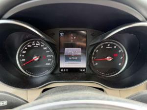Mercedes-Benz GLC 300 2018 in Kaunas, with an engine capacity of 2.00 L and mileage of 161 thousand km for 16999 €, photo 9 on AUTOMOTO.COM.LV