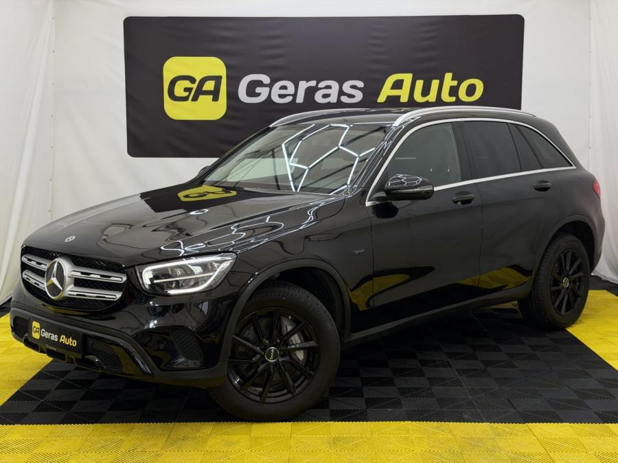 Мерседес GLC 300 2020 в Вильнюс, объемом двигателя 0.00 л и пробегом 0 тыс. км за 22900 €, фото 1 на AUTOMOTO.COM.LV