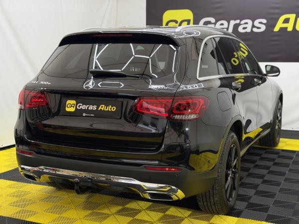 Mercedes-Benz GLC 300 2020 in Vilnius, with an engine capacity of 0.00 L and mileage of 0 thousand km for 22900 €, photo 5 on AUTOMOTO.COM.LV