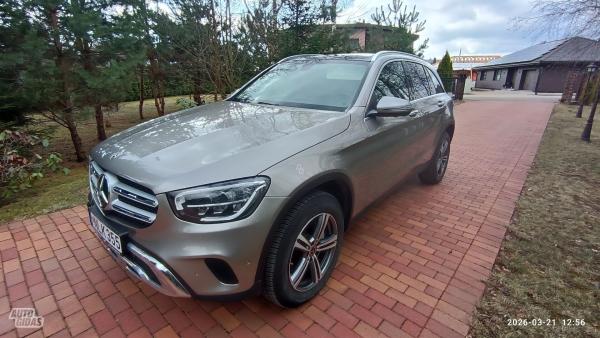 Mercedes-Benz GLC 300 2021 in Kaunas, with an engine capacity of 2.00 L and mileage of 50 thousand km for 36000 €, photo 8 on AUTOMOTO.COM.LV