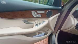 Mercedes-Benz GLC 300 2021 in Kaunas, with an engine capacity of 2.00 L and mileage of 50 thousand km for 36000 €, photo 10 on AUTOMOTO.COM.LV