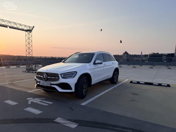 Mercedes-Benz GLC 300 2021 in Kaunas, with an engine capacity of 2.00 L and mileage of 244 thousand km for 25000 €, photo 6 on AUTOMOTO.COM.LV