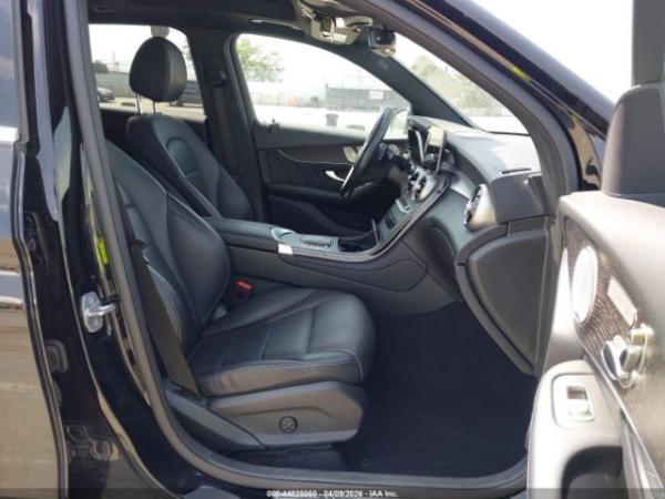 Mercedes-Benz GLC 300 2021 Klaipėda, ar dzinēja tilpumu 0.00 L un nobraukumu 0 tūkst. km par 12800 €, foto 5 vietnē AUTOMOTO.COM.LV
